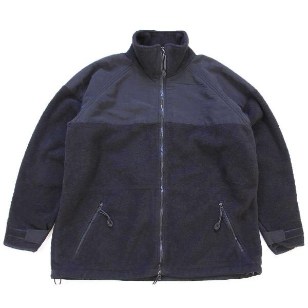 2001年 U.S.ARMY【SHIRT, COLD WEATHER SYNTHETIC FLEECE】です。GOODWILL IND. OF SOUTH FLORIDA製高い保温力を持つ厚みのあるPOLARTECフリースが使用されています...