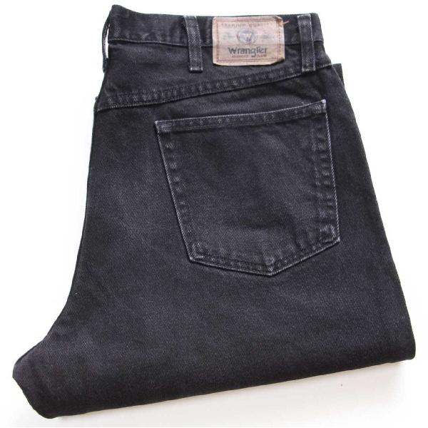 00s〜【Wrangler】97601CB ブラックデニムパンツです。フロントジップフライ素材：100% COTTONサイズ表記：36×30（実寸W37インチ相当）実寸（平置き）・ウエスト　47cm・股下　74cm・総丈　103cm多少の誤...