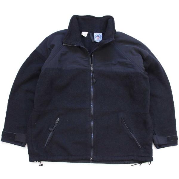 2001年 U.S.ARMY【SHIRT, COLD WEATHER SYNTHETIC FLEECE】です。PECKHAM INCORPORATED製高い保温力を持つ厚みのあるPOLARTECフリースが使用されています。フロントYKKダブ...
