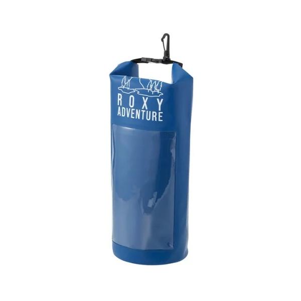 コンパクトに収納できるバッグです。水に強い素材で濡れたアイテムを入れたり濡らしたくないアイテムを入れたりと重宝。フロントにある透明なポケットは携帯を入れて操作可能。ストラップなどにワンタッチで取り付けられて一つあると便利。