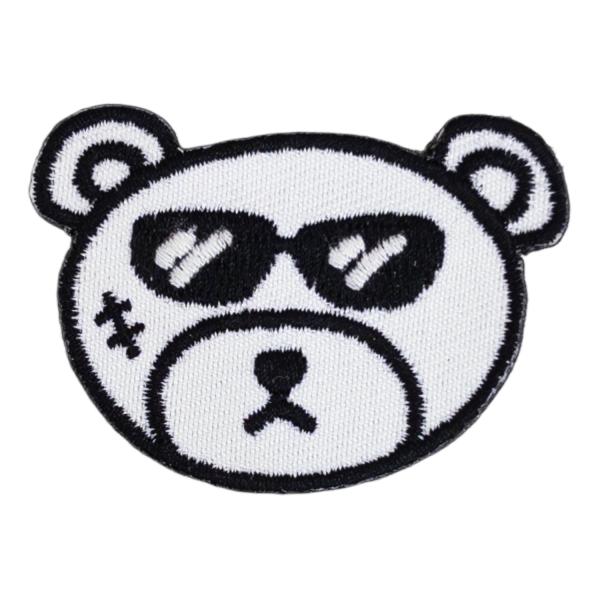 ・メール便250円配送可能品です。・SKIMP帽子用パッチは一瞬で引き立てるオリジナルアクセサリーです。　SKIMP帽子前面のベルクロ(マジックテープ）部分に繰り返し簡単に取り付けることができ、気軽にスタイルを変えることができます。 ・フラ...