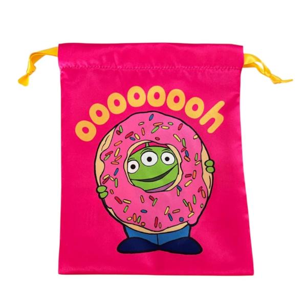 「商品情報」商品紹介サテン風のやわらか素材の巾着袋。旅行などの時に、着替えや下着、タオルなどを入れて整理するのにお役立ちアイテム。バッグの中で見られたくない物を整理するのにぴったりの袋もの。安全警告破損の要因になりますので、商品本来の用途以...