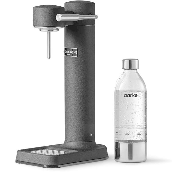 「商品情報」スウェーデンのブランドaarkeは、インダストリアルデザイナーのJonas GrothとCarl Ljunghがプレミアムキッチンウェアのメーカーとして2006年に設立しました。 aarkeの意味はスウェーデン北部の方言で”毎日...