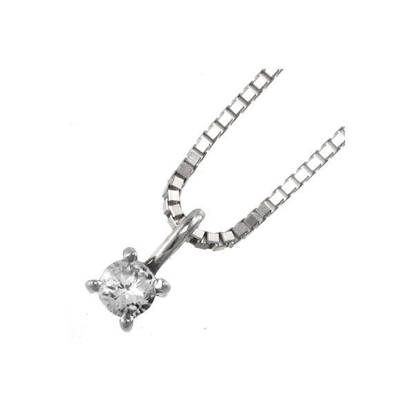 地金素材：プラチナ900　（品質を保証する刻印が入っています）チェーン：ベネチアンチェーン スライド式 プラチナ850 長さ45cm 0.7mm幅使用宝石：天然ダイヤモンド 約0.05ct 1ピース 約2.5mmサイズ：縦 約5mm 〜 横...