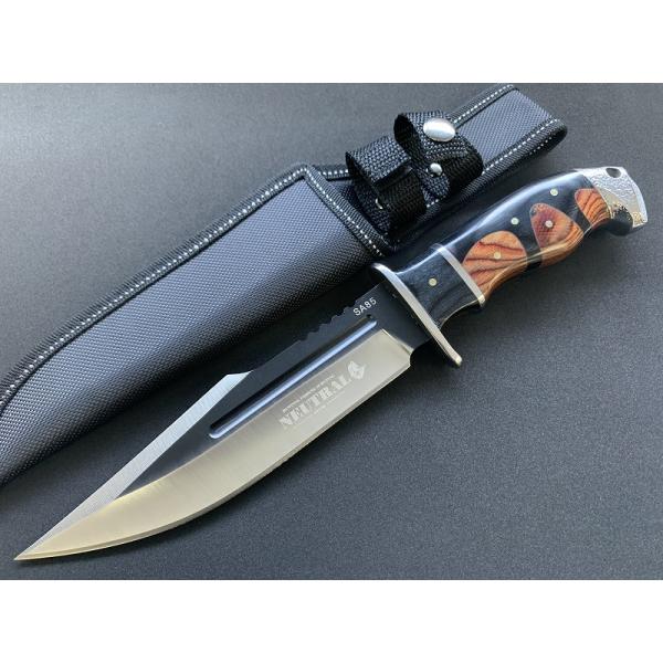 NEUTRAL KNIVES ブラック＆シルバーニュートラルナイフは、その耐久性と機能性で際立っています。ステンレス鋼製の刃は、鋭い切れ味と長持ちする耐久性を提供し、どんな環境下でも信頼性の高いパフォーマンスを約束します。ハンドルは合成木材...