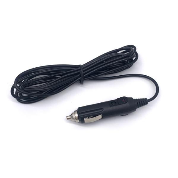 【特徴】・ワンタッチカーセキュリティBEE737-Sに付属されているシガープラグハーネスの補修部品です。・BEE737-S本体に接続し、シガーソケットに差し込むだけでそのままご利用いただけます。【仕様と機能】ハーネスの長さ：約3.5ｍ【ご購...