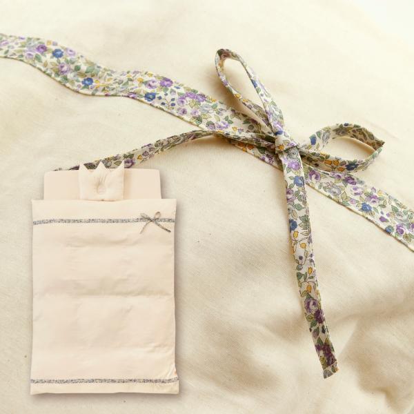 【サイズ】掛ふとんカバー　約90×120cmヌード掛ふとん（厚）　約85×115cm　重量：約0.4kgフィッティングシーツ　約70×120cm洗える敷ふとん（固綿マット）　約70×40×厚み4cm　3枚（3枚並べると約70×120cmにな...