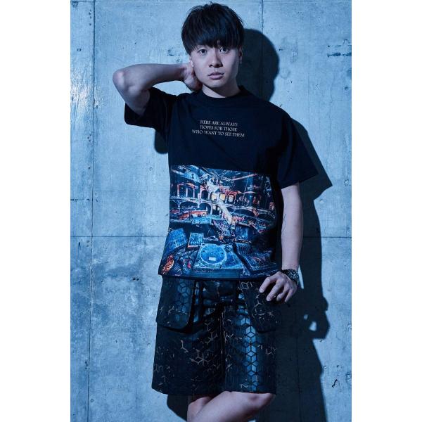 【発売日：2021年04月17日】「THERE ARE ALWAYS HOPES FOR THOSE WHO WANT TO SEE THEM(希望を望む者には、いつも必ず希望が訪れる)」というリリカルなメッセージの下に、サイバーパンクを思...