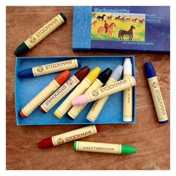 【Size】クレヨン：1.0×8.0cm紙ケース：9.0×15.5×1.7cm【内容】スティッククレヨン12色・ガイドブック（日本語）【カラー】洋紅色・オレンジ・レモンイエロー・黄緑・緑・青・黒・白・灰色・コバルトブルー・ベネチア赤・ピンク...