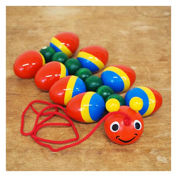 size：全長19cm　H4.5cm素材：天然木(ブナ)対象年齢：1歳〜メーカー：ドイツ Walter ヴァルター生産国：ドイツ製CE取得(ヨーロッパ安全基準)※手作り品、自然素材のため、木目や色の濃淡などに個体差がございます。※木製品の特...