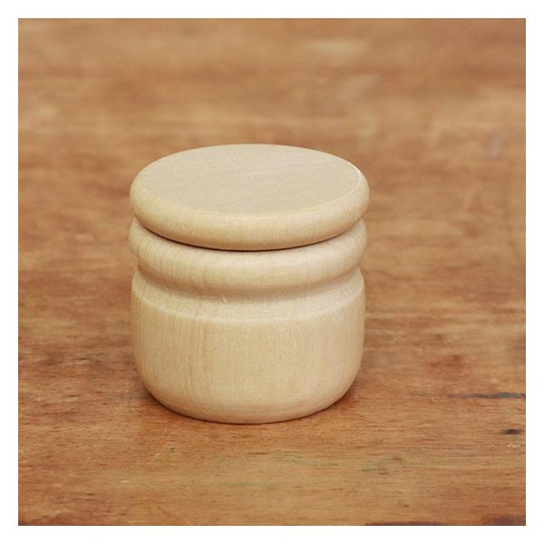 Size：直径3.5×H3.5cm（内寸：直径約2.5cm　H約2.1cm）素材：天然木ドイツ製※自然素材を使用した手作り品のため、木目や色に多少の個体差がございます。　また、節や木目の濃淡部分が表面にみられる場合がございます。※ネジ部分に...