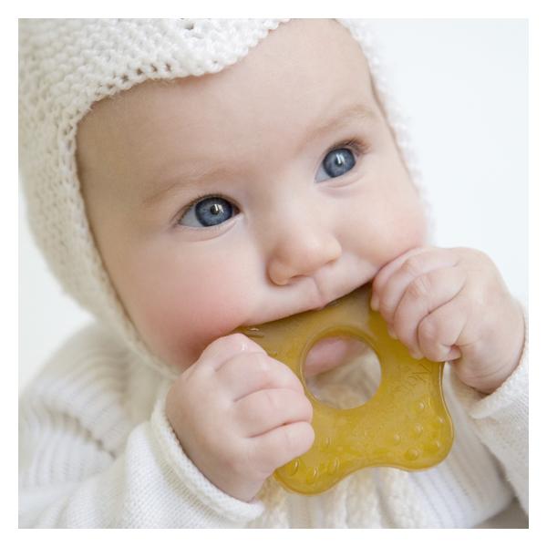 対象年齢：5〜6ヶ月頃から(歯が生え始めたときから)Size：直径7cm　厚み0.8cm　穴直径2.5cm材質：天然ゴム100％メーカー：NATURSUTTEN/ナチュアスッテン原産国：イタリアCE取得(ヨーロッパ安全基準EN71)※ヨーロ...
