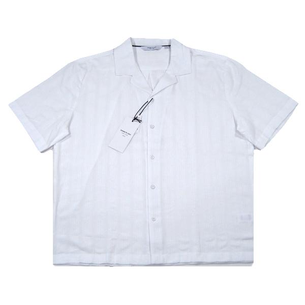 ◆商品詳細◆KENNETH COLE (ケネスコール)の半袖シャツになります。■US規格(海外限定)NEW YORKの都会的なイメージを反映した高級感あるスタイルを得意とするKENNETH COLEから、今シーズン間違いナシの1枚が入荷しま...