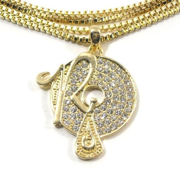 ◆商品詳細◆US買い付け NO BRAND の金メッキネックレスになります。ファッションの変化とともにアクセサリーのトレンドも変化していく中、今シーズン間違いナシの1品が入荷しました☆2000年代初頭のニューヨークHIP HOPシーンを象徴...