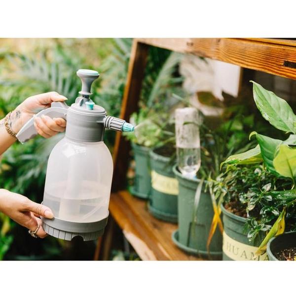 風呂に適用 厚い 爆裂防止 水ポンプ アルコール対応 消毒用 爬虫類 観葉植物 園芸用 洗車用 掃除用 除菌用 ペット入浴用1. マルチファンクション: 泡発生器は2つの切り替えモードを持っています。車/窓/オートバイ/サイディングの洗浄な...