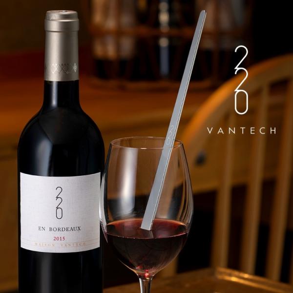 【TBS「櫻井・有吉THE夜会」で紹介！】【送料無料】先端部分には飲み物から不純物を分離させやすくする触媒加工を施しています。マドラーで混ぜるごとに、お酒やお水、ワインや焼酎などの雑味を抑えて本来の味を感じることができ、深みのあるものへと変...