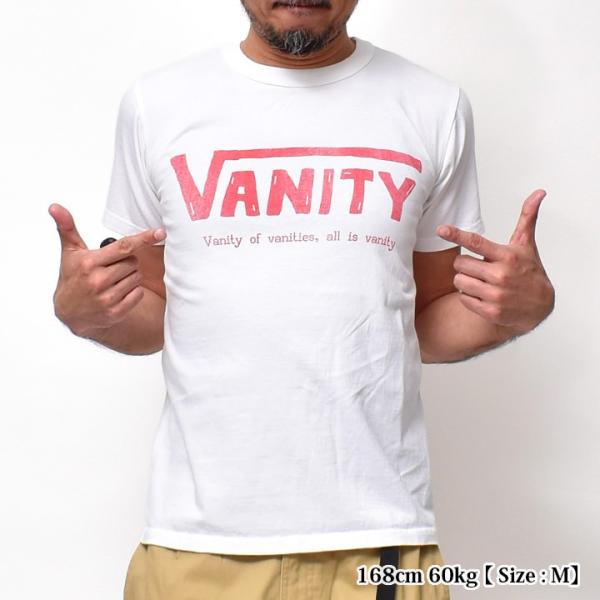 アメリカのサンフランシスコから米綿をインポートし、和歌山の編み機で丸胴に編み上げた丈夫で着心地のいいスマートスパイスのTシャツです。2020年の1stコレクションのプリントTシャツ 2型目は vanityどこかで見たようなロゴデザインですが...