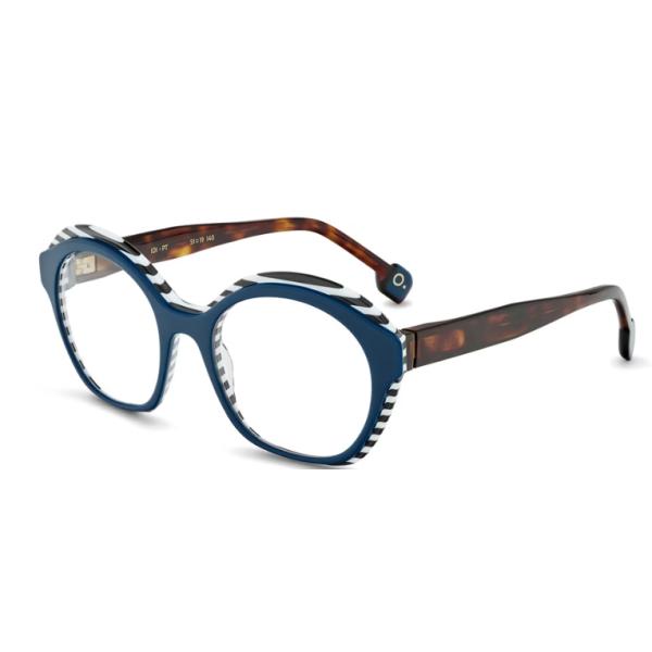 フレームの詳細ブランド:Etnia Barcelonaメーカー:Etnia BarcelonaUPC:8435736064279性別:女性用発売年:2024フレームカラー:Petrol Blue On Striped Black White...