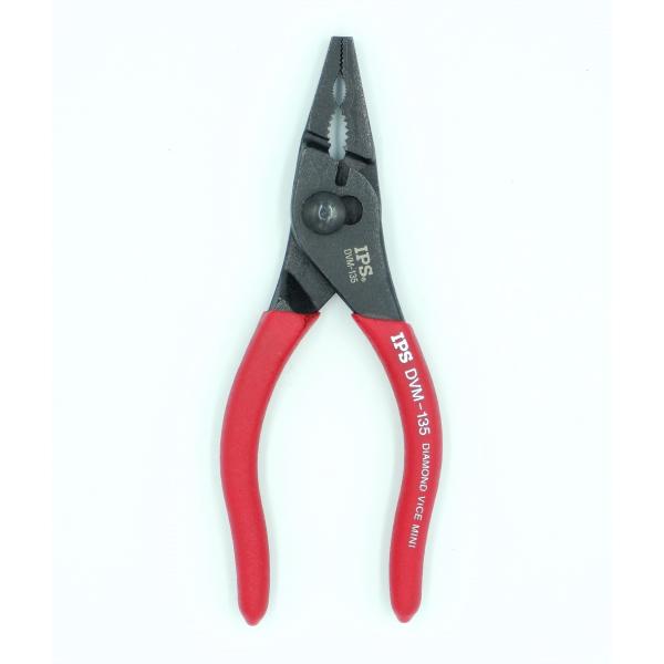 ・精密作業を強力サポート！先端アヤメ形状でしっかりキャッチ！※先端アヤメ形状【アヤメ形状】溝が交差する網目のような模様であり、ダイヤモンド形状の模様を作り出す加工方法です。この模様は滑り止め効果が高いため、対象物をしっかりつかむ作業効率が上...