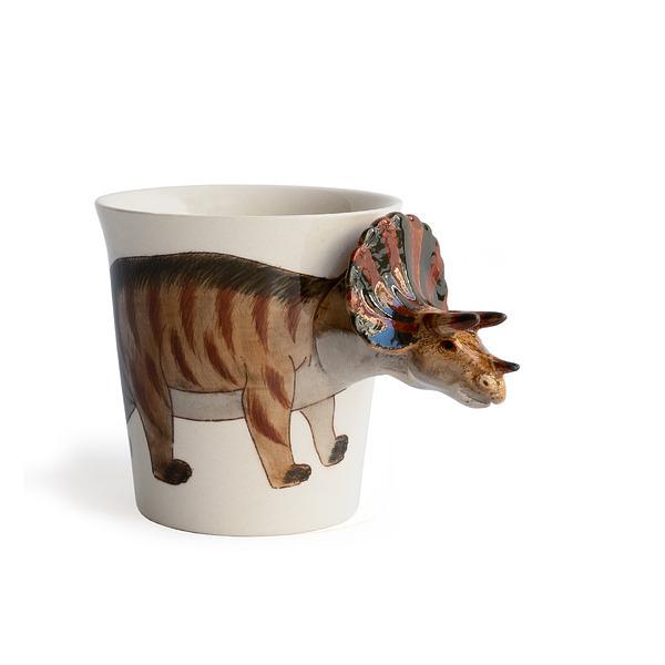 にゅっと飛び出した迫力満点な3Dマグ。ひとつひとつ丁寧にハンドペイントされているので色づけの際の筆跡が残っており、ハンドメイドならではの温もりを感じられます。ひとつひとつの表情にも個性があり、にくめない可愛さとゆるさに笑顔がこぼれます。サイ...