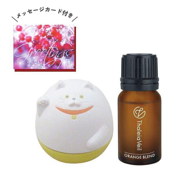 メッセージカードと一緒に贈る、ころんと丸いおきあがりこぼしのアロママスコットとエッセンシャルオイルのギフトセットです。物だけでは伝わらない伝えきれない気持ちや言葉はメッセージカードによせて。心に残る名言を一緒に贈れば、ギフトがワンランクアッ...