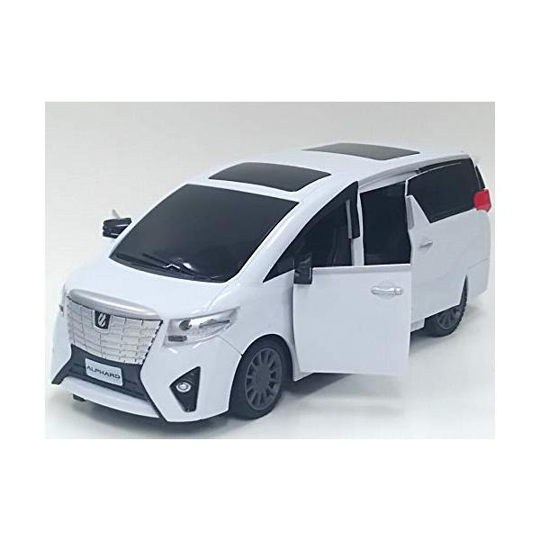 ホワイト/-/-・セット内容：本体、コントローラー・サイズ：車体全長/約21cm・動作：前進、後進、左右。※走行にあわせてフロントライトが光ります・周波数：27Mhz・電源：本体/単3電池3本(別売)、コントローラー/単3電池2本(別売)