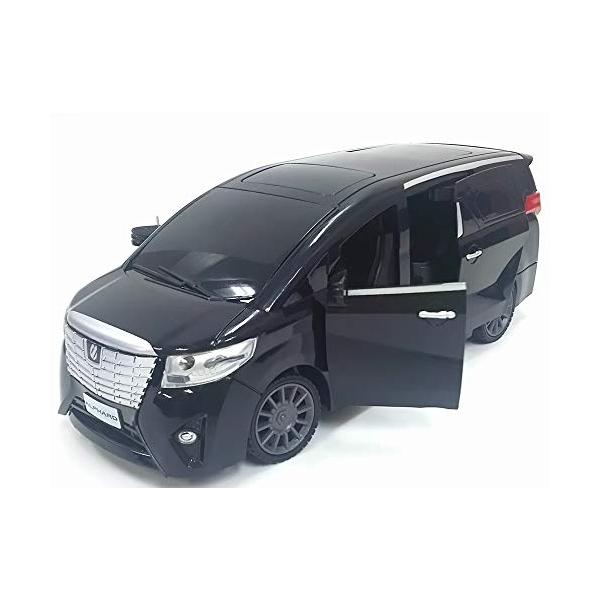 モダン。ブラック/-/-・セット内容：本体、コントローラー・サイズ：車体全長/約21cm・動作：前進、後進、左右。※走行にあわせてフロントライトが光ります・周波数：27Mhz・電源：本体/単3電池3本(別売)、コントローラー/単3電池2本(別売)
