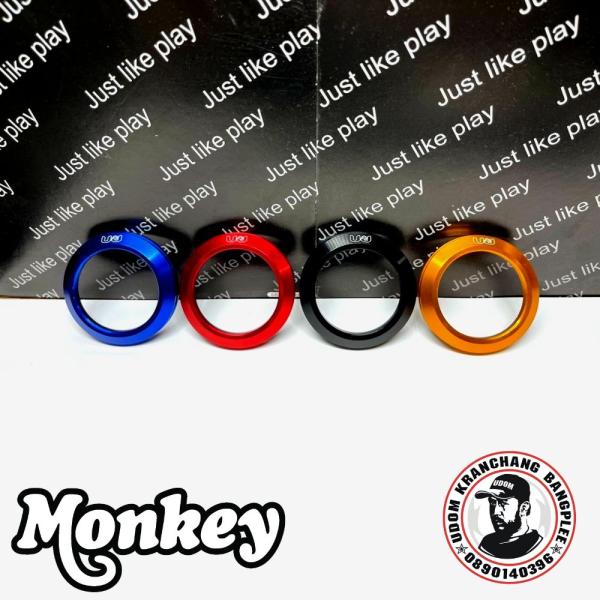 商品説明Honda Monkey125 UDOM Key Sylinder Coverタイのカスタムバイクビルダー『UDOM KARNCHANG』のホンダモンキー125のメインキー用キーシリンダーカバーです。ちょっと気分を変えてみたい方に(...