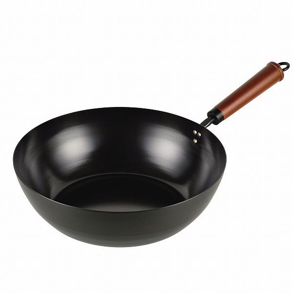 ■仕様［サイズ］全長485X幅305X140mm［材質］表面加工／シリコーン樹脂塗装　材料の種類／本体：鉄　取っ手：天然木［重量］1214g［原産国］台湾［備考］鍋の深さ88mm