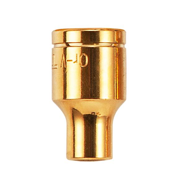 ●18Vインパクトドライバー対応●摩耗に強いツインコート●アダプターと組み合わせ、用途に合わせてサイズを選べる●ショートサイズなので狭い場所での作業に最適