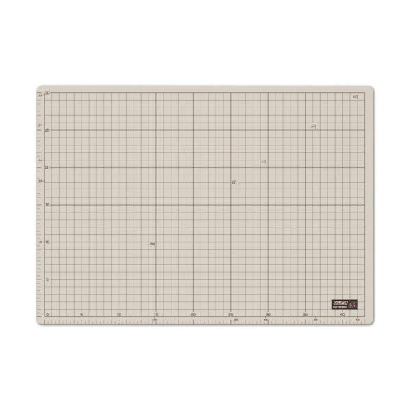 ●安定したカッティングに欠かせないカッティングマットです（Ａ3サイズ）。●軟・硬・軟の塩ビの３層構造で、両面とも使用できます。●表は目に優しいソフトグレー、裏は落ち着いた印象のブラウンのカラーリングです。●グリーン購入法適合品です。●ＧＰＮ...