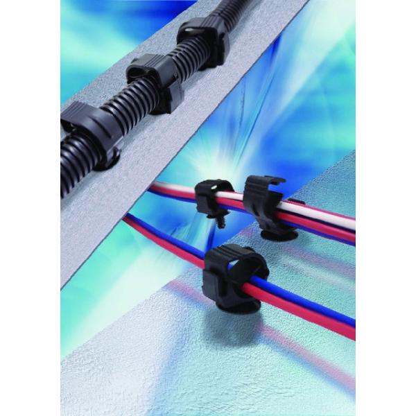 ●固定部のデザインは、ヘラマンタイトン独自のファーツリー形状を採用しているため、1種類で幅広い範囲の板厚に対応します。 ●ドーム型の支えが付いているため、埃などが侵入しにくい形状です。 ●クリップ部は開閉できるデザインのため、メンテナンス時...