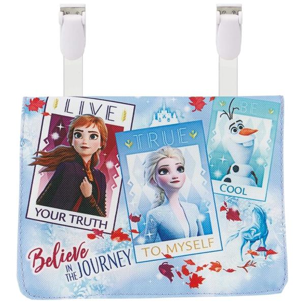 「商品情報」クリップで簡単に取り付けができる、おでかけの際に便利な 子供用ポーチ中は入れ分けに便利なポケット付き、面テープがあるので不意に開かないウラ面はポケットティッシュが入りそのまま使えるので便利クリップで付けられるのでバッグに付けて小...