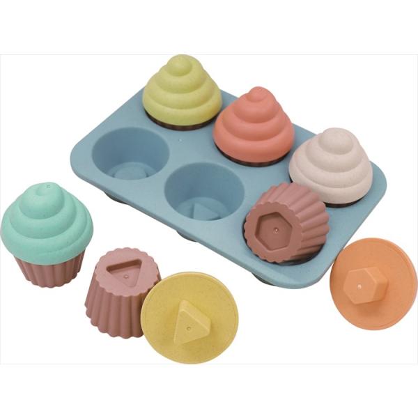 【商品サイズ】幅19cm 奥行13cm 高さ2.9cm【セット内容】クリーム・カップ×各6(丸・三角・四角・六角・星・ハート)、ケーキ型×1【材質】ポリプロピレン80％に小麦の茎20％配合。フタル酸エステル：ヨーロッパの危険物質規制の基準に...