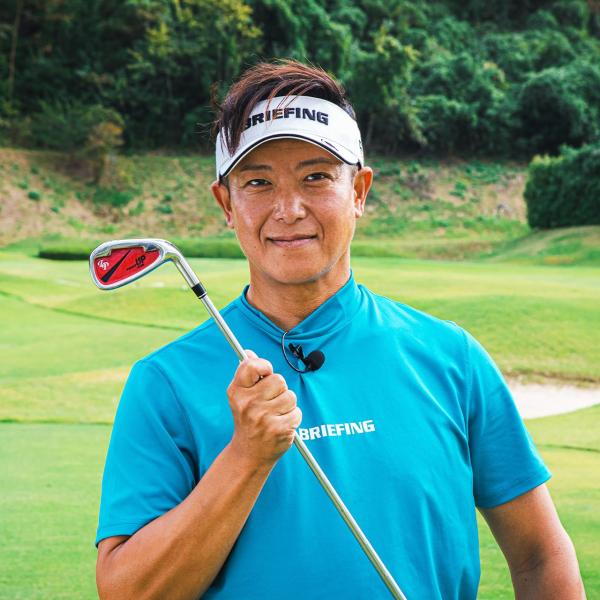 仕様●素材：アルミ合金●番手：#8●ロフト：35度●ライ角：62.5度●重量: 約850g●長さ：36.5インチ スチールシャフト●バランス：D3Made in China特長手打ちぐせでお困りのゴルファーに！８番相当を基準に一般的なスチー...