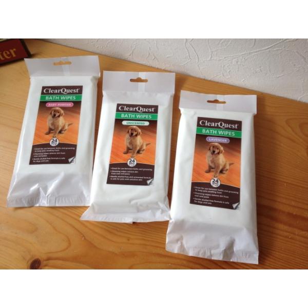 犬達に安心なノンアルコールの洗浄液が染み込んだウェットティッシュです。水なしで、汚れ、ニオイ、フケなどを取り除けます。お外で遊びすぎて汚れた時、病中・病後・シニアでシャンプーできない時に役立ちます。散歩の後、旅行やドライブのとき、体中の汚れ...