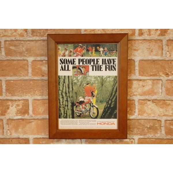 【フレーム外径 約】 30.4×22.9、厚さ 1.4 (cm)・用紙サイズ： B5 （18.2× 25.7 (cm)がぴったり入ります）●お届けは額縁とポスターです。ポスターに記載されている商品は販売しておりません。■フレーム枠は木製です...