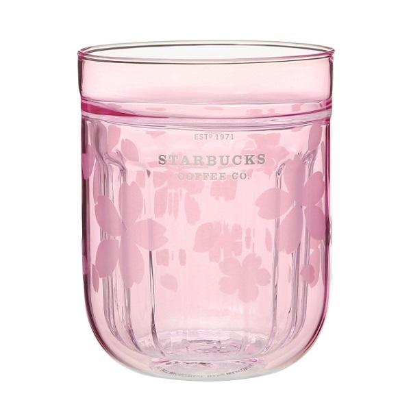 ★STARBACKSスターバックス SAKURA2021耐熱グラスピンク296ml上品な桜色が印象的な2重構造の耐熱グラスです。花のデザインをさりげなく入れることで、桜の洗練された美しさを表現しています。耐熱グラスなので、ホットでもアイスで...