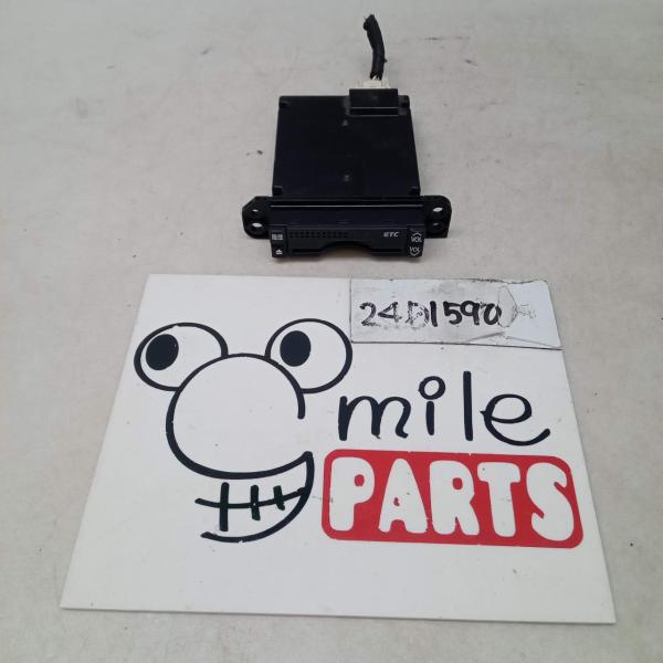 ☆店舗での商品手渡しは行っておりません。すべて発送となります☆☆土曜日・日曜日・祝日は休業日です☆☆領収書・納品書発行なし☆☆落札後の連絡は「発送連絡のみ」お客様のご登録のアドレスにメールで連絡となります。その他の連絡はありませんので落札後...