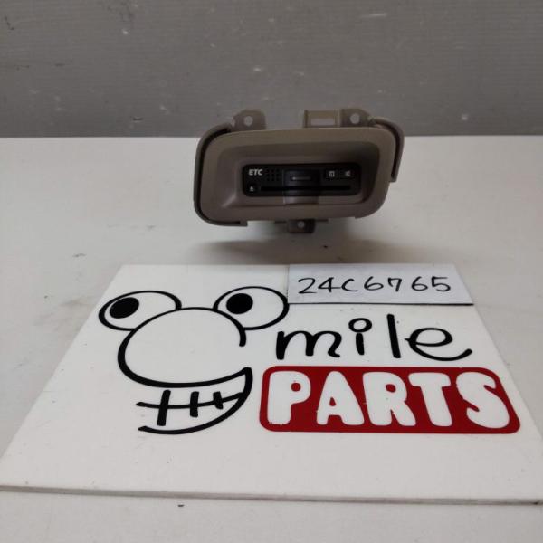 ☆店舗での商品手渡しは行っておりません。すべて発送となります☆☆土曜日・日曜日・祝日は休業日です☆☆領収書・納品書発行なし☆☆落札後の連絡は「発送連絡のみ」お客様のご登録のアドレスにメールで連絡となります。その他の連絡はありませんので落札後...