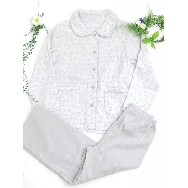 冬におすすめのもこもこルームウエア☆彡厚手すぎないので家事をするときも動きやすい！さりげないレオパード柄が可愛い！！前開きなのでルームウエアや入院着にも♪カラー/グレーレオパード●サイズ：M-Lバスト/79-94身長/154-162●素材ポ...