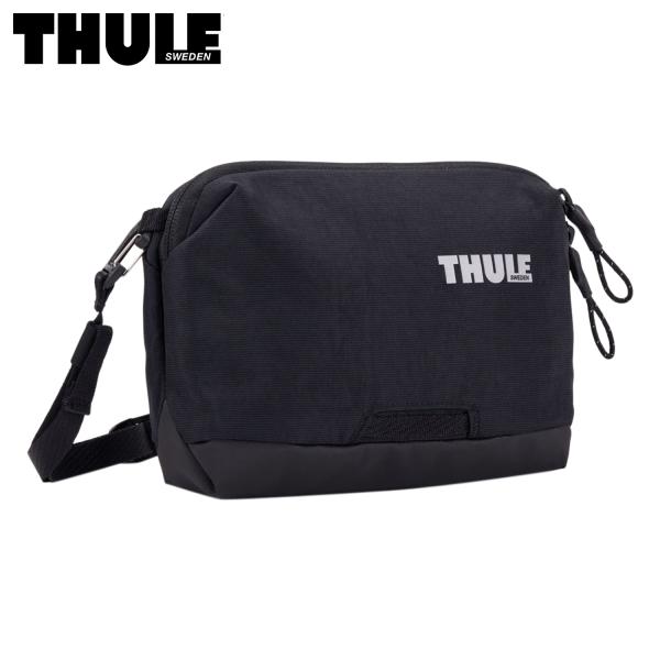 【アウトドアからビジネスまで、世界をより楽しむためのブランド THULE】スタイリッシュでモダンな外観が特徴のThule Paramount 2Lクロスボディバッグ。取り外し可能なショルダーストラップを備え、単体での使用はもちろん、大きなバ...
