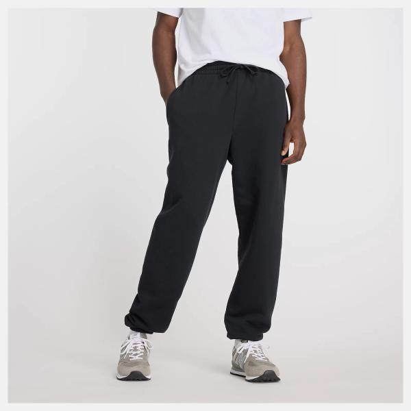 心地よい肌触りをもたらす280gのフレンチテリーを採用し、アスレチックフィットで仕上げたスウェットジョガーパンツ。ウエストはドローコード付きのゴム仕様、左右ハンドポケットを備えています。汎用性のあるタイムレスなデザイン。快適な穿き心地でエブ...