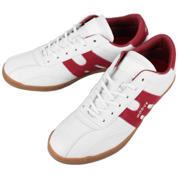 【商品説明】モーブス人気モデルミュンスターの復刻モデル。インソール素材に抗菌防臭機能素材オーソライトを搭載、またソール底面部分のデザインを一新。シルエットはモーブスらしく、履き心地をアップデート。【素材】アッパー：レザー／スエードアウトソー...