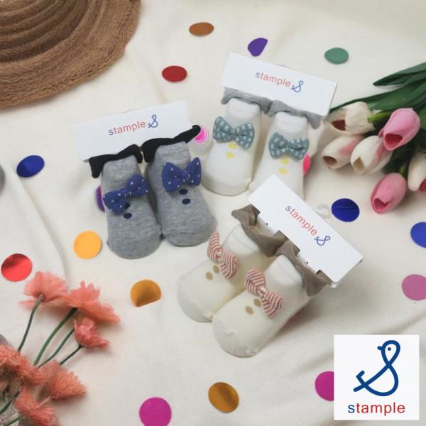 【商品説明】リボンが可愛い蝶ネクタイの（立体パッケージ）ベビーソックス。普段使いはもちろん、出産祝い等の贈り物にもおすすめです。【素材】綿／ポリエステル／その他