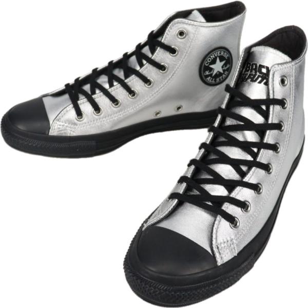 【商品説明】2025年に40周年を迎える1985年公開のアメリカのSF映画「BACK TO THE FUTURE」とのコラボレーションモデル第2弾。映画が公開された1985年という歴史的な年にちなみ、1985足の数量限定生産モデルで登場。映...