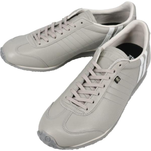 【商品説明】PAMIR譲りの端正なシルエットに、撥水という実用性をプラスした「PAMIR+」。革靴ライクな佇まいはそのままに、天候を気にせず履けるのが魅力です。雨の日もスマートに決まる、大人のための進化系レザースニーカー。アッパーには柔らか...