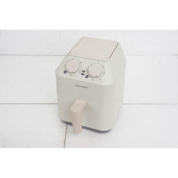 ●商品情報・油を使わないで簡単に揚げ物ができるエアフライヤー・日本の家庭にちょうど良いサイズ・揚げ物の際に煩わしい油の後処理や、におい残りなどのストレスが無く、気軽に揚げ物料理が楽しめます・温度調整ダイヤル／（80度〜200度）・タイマー設...