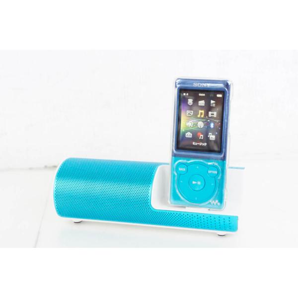 ●商品情報・“ウォークマン”を充電しながら再生可能な専用スピーカー付属・音楽をワイヤレスで更に楽しめるBluetooth機能・直接録音できる「ダイレクトエンコーディング機能」・周囲の騒音を約98.0％低減する「デジタルノイズキャンセリング」...