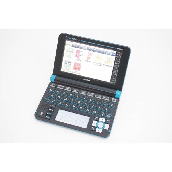 ●商品情報・マイクの搭載でネイティブ音声との聞き比べ学習機能を実現・教科書体フォントを収録・メインパネルとサブパネルにカラー液晶とタッチパネルを搭載したツインカラー液晶・手軽にひけるミニ辞書機能・追加コンテンツの使用がより便利なダブルカード...